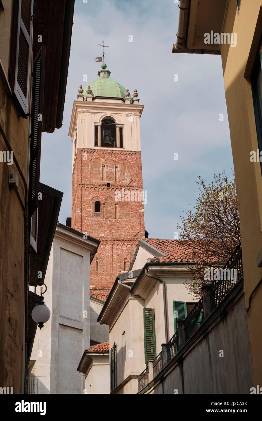 historic buildings and architectural elemen in the city of Novara ...