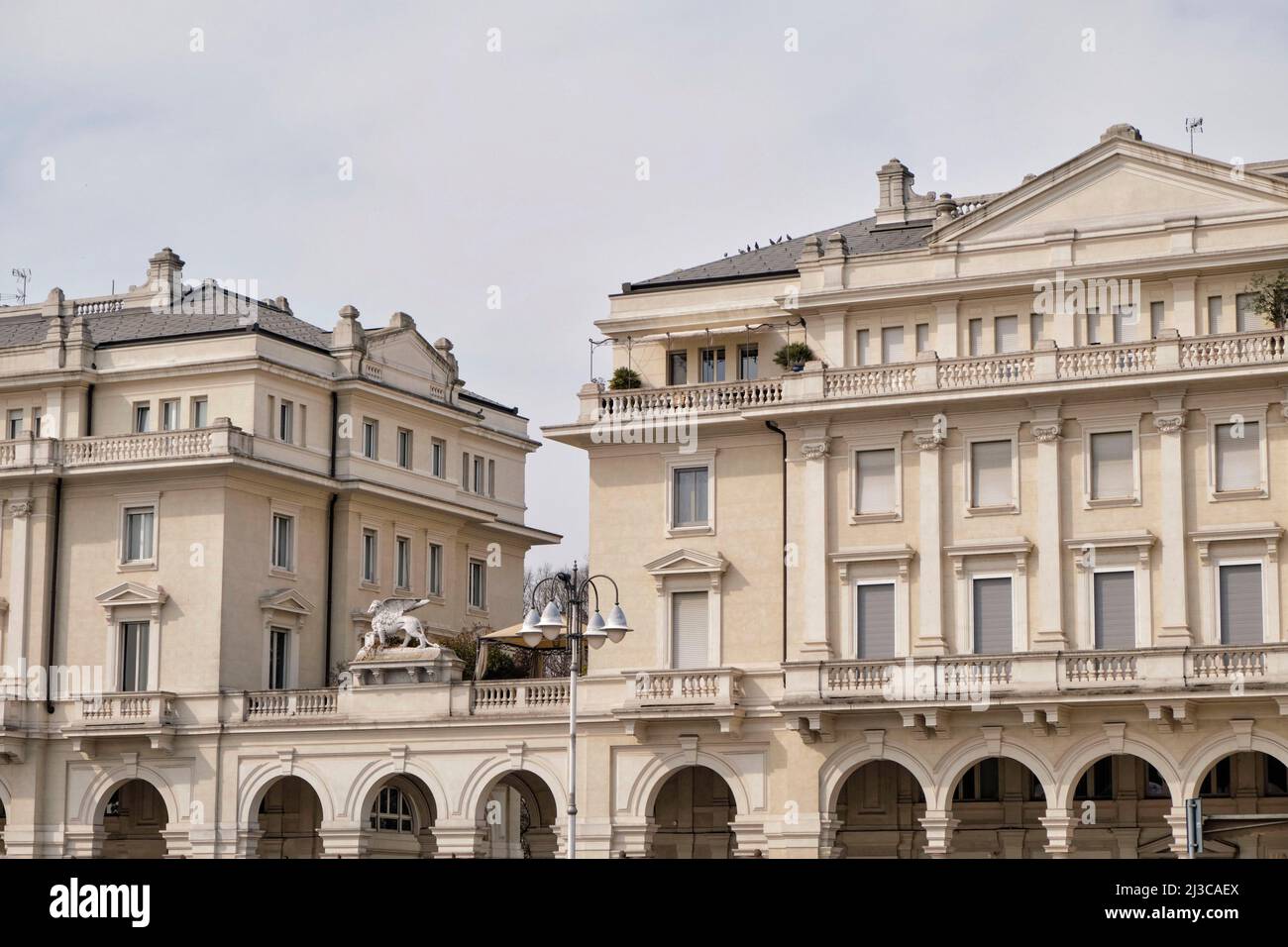2022 March - historic buildings and architectural element in the city ...