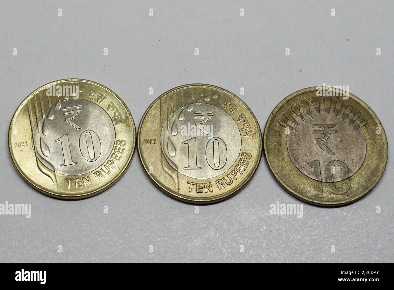 Indian Currency Ten Rupees Coin, Indian Currency, Money, Ten Rupees old ...