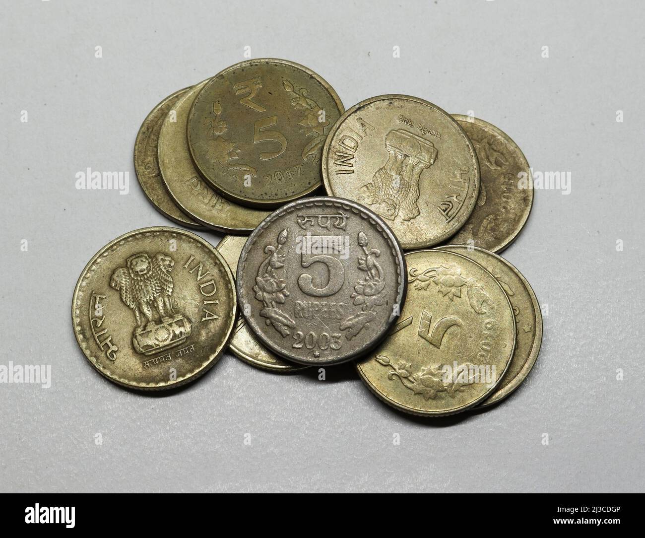Indian Currency five Rupees Coin, Indian Currency, Money, old five ...