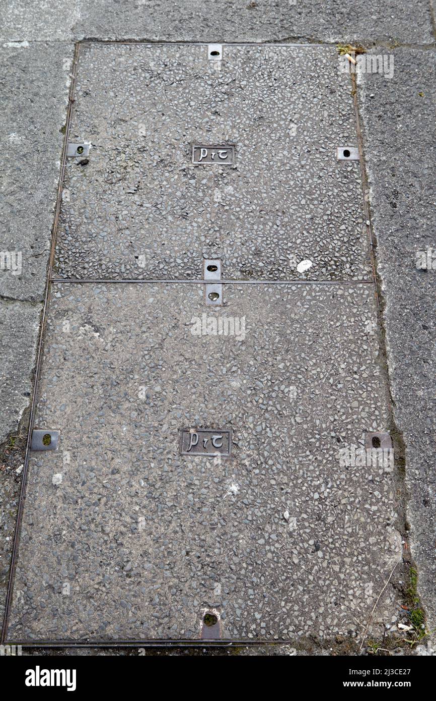 Underground telephone cables hi-res stock photography and images - Alamy