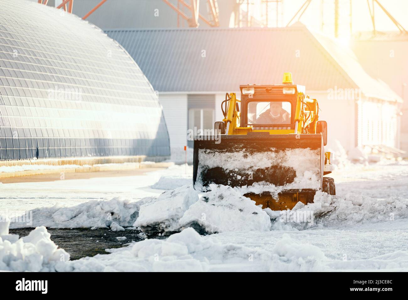 Snowfall background hi-res stock photography and images - Alamy