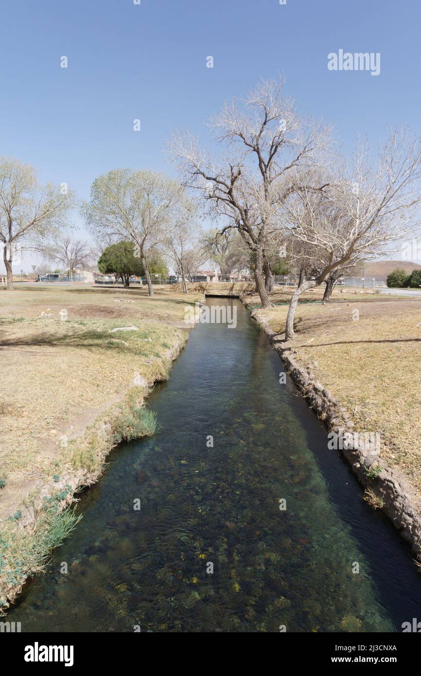 Balmorhea state park swimming pool hi-res stock photography and images ...