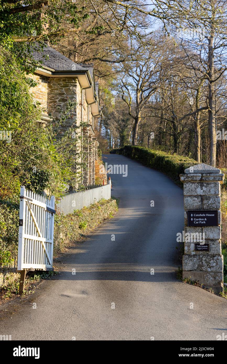 Road to cotehele house hi-res stock photography and images - Alamy