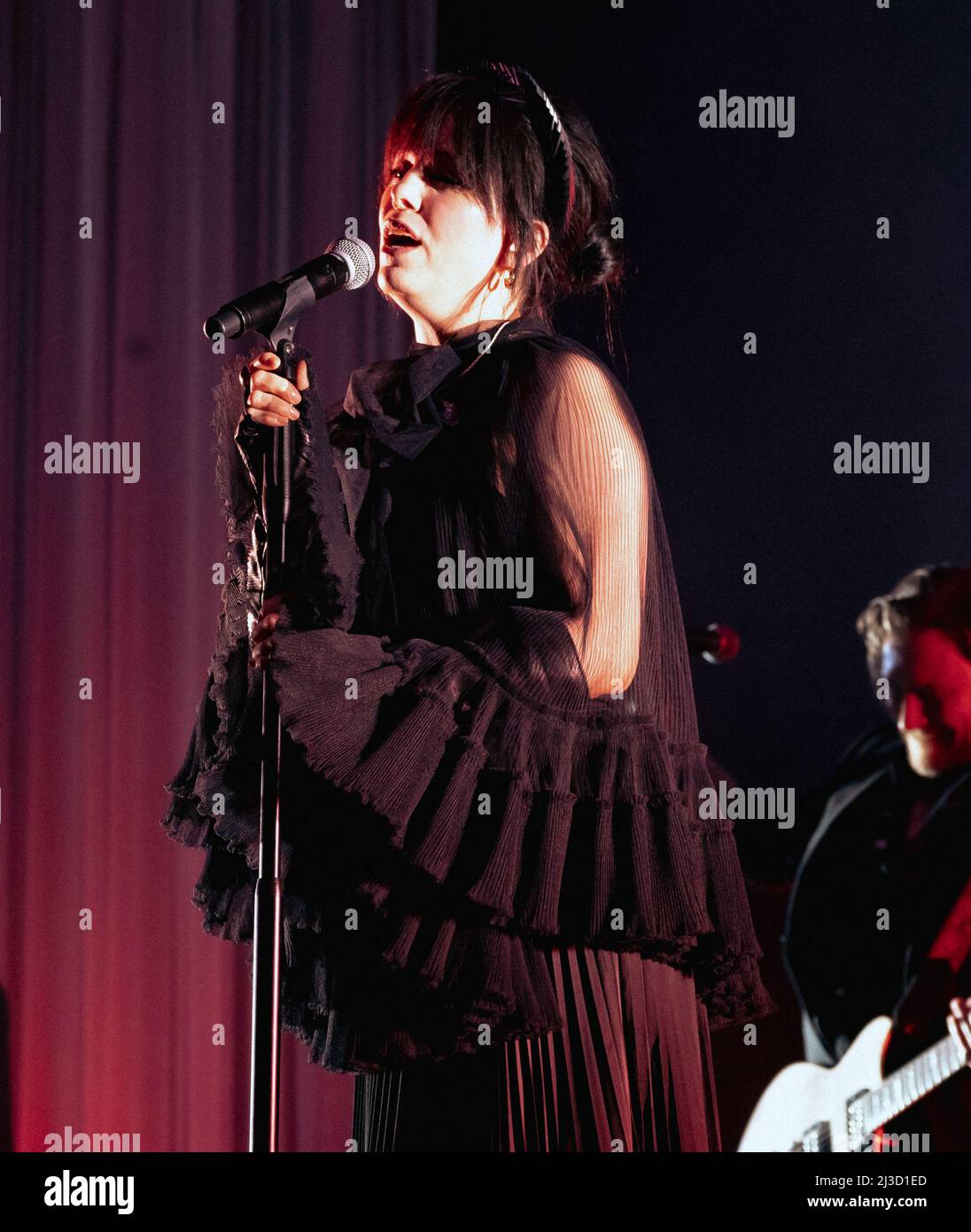 Imelda May at the Symphony Hall Birmingham 04/04/20222 photo by mark ...