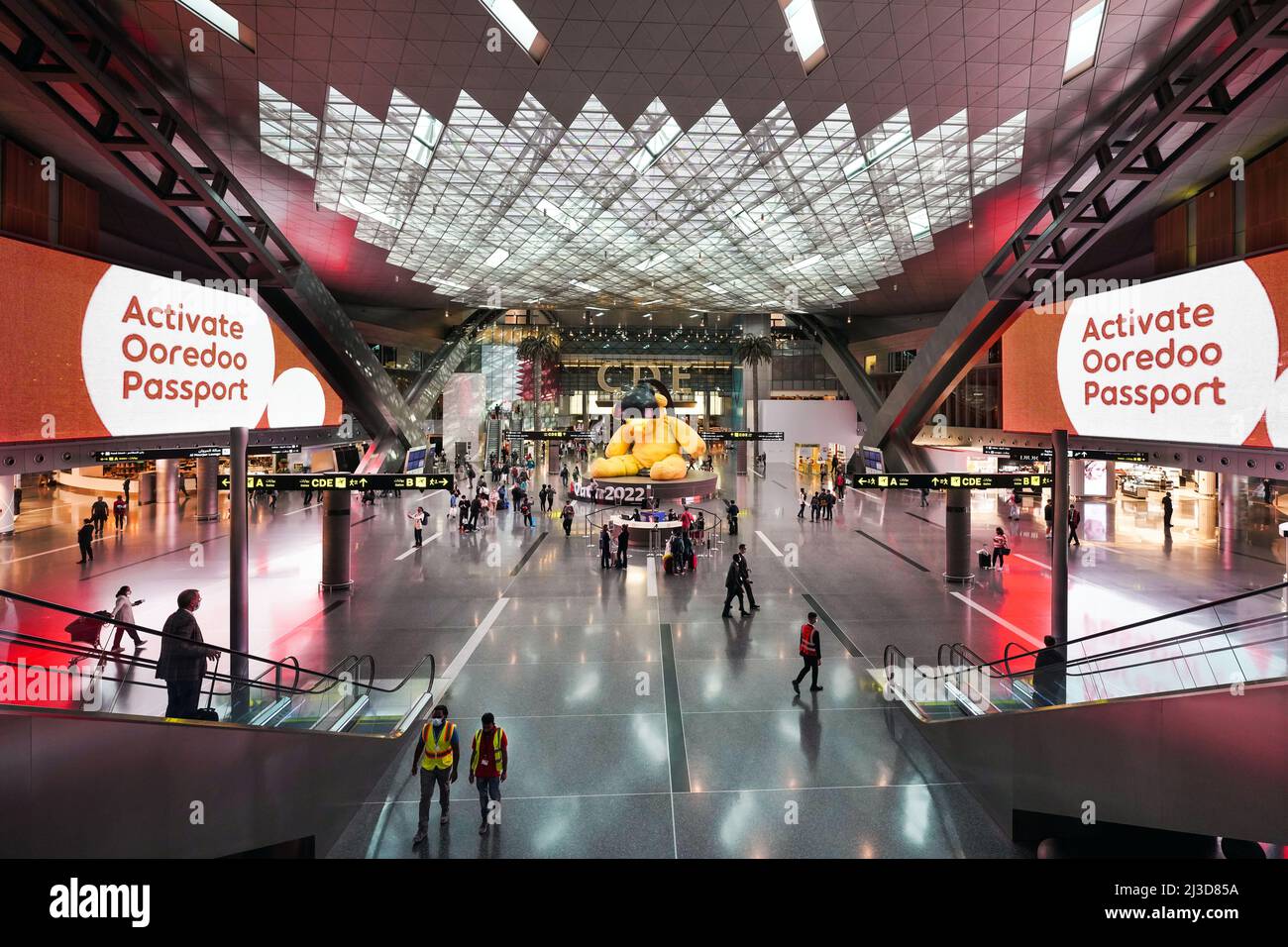 Doha, Qatar, 04/06/2022: Interior view of the terminal at Hamad ...