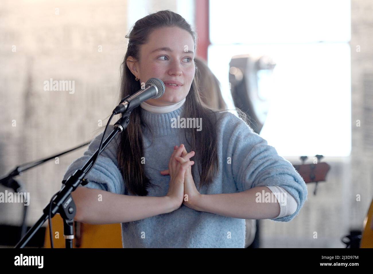 New York, USA. 07th Apr, 2022. Norwegian singer-songwriter Sigrid ...