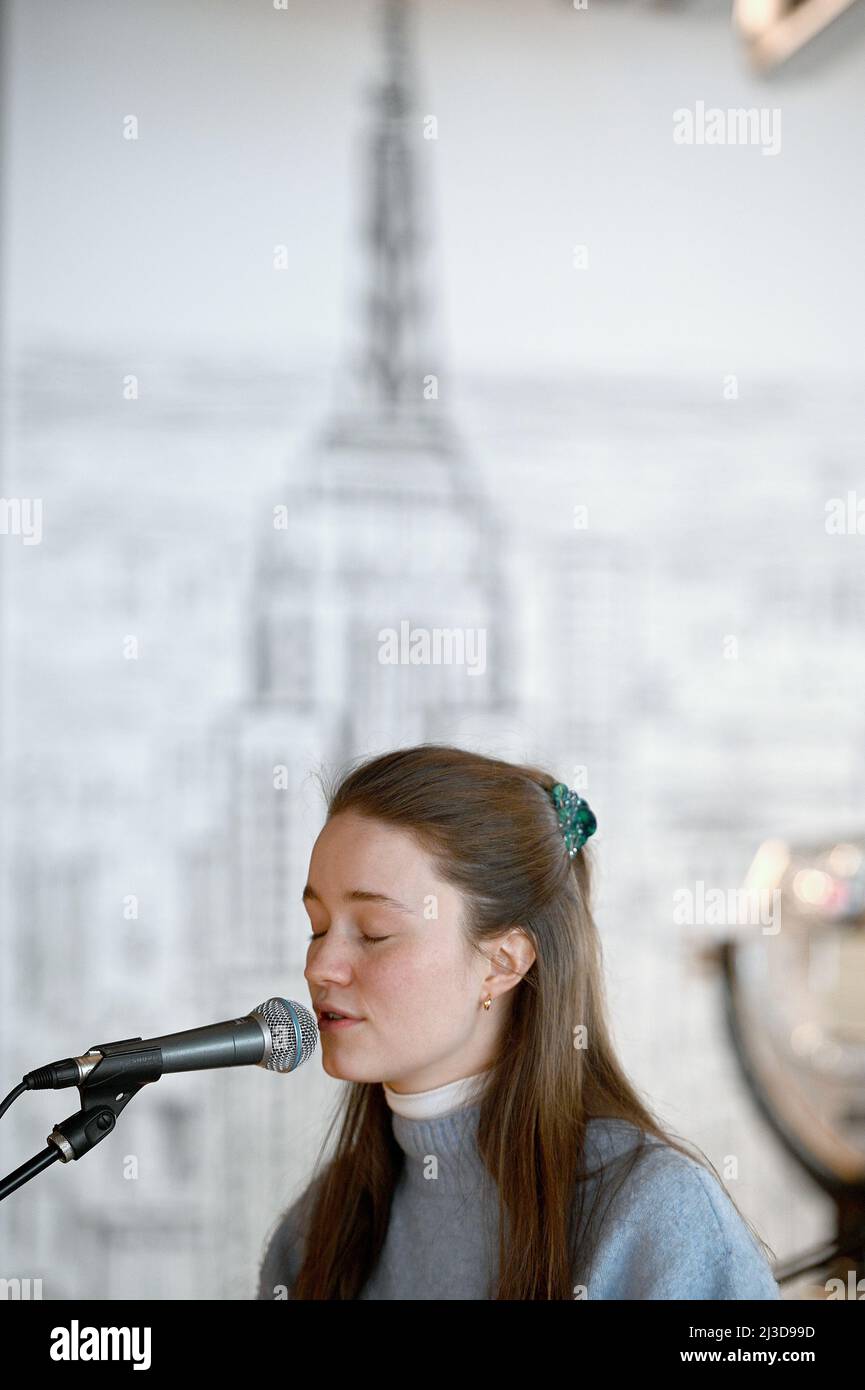 New York, USA. 07th Apr, 2022. Norwegian singer-songwriter Sigrid ...