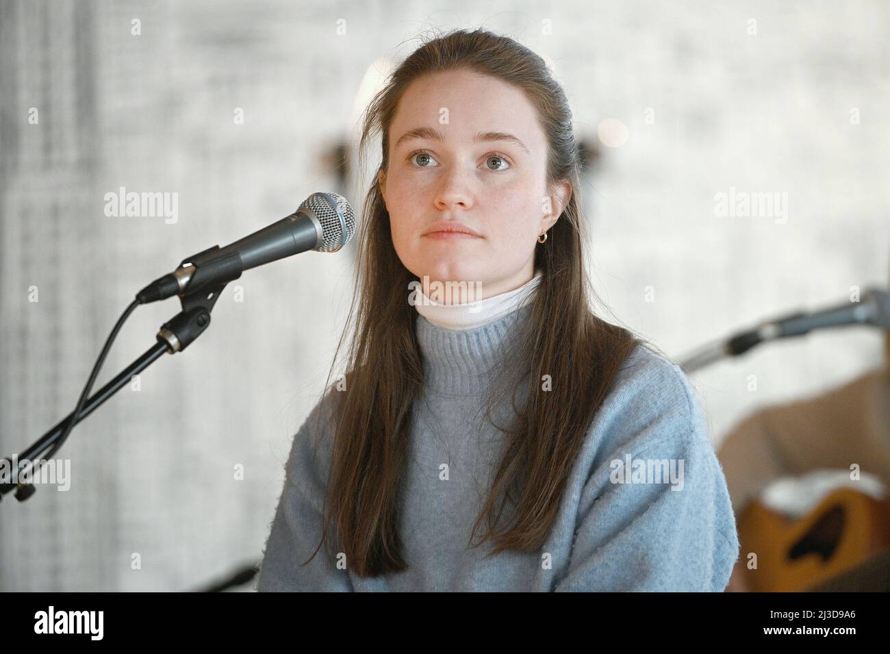 New York, USA. 07th Apr, 2022. Norwegian singer-songwriter Sigrid ...