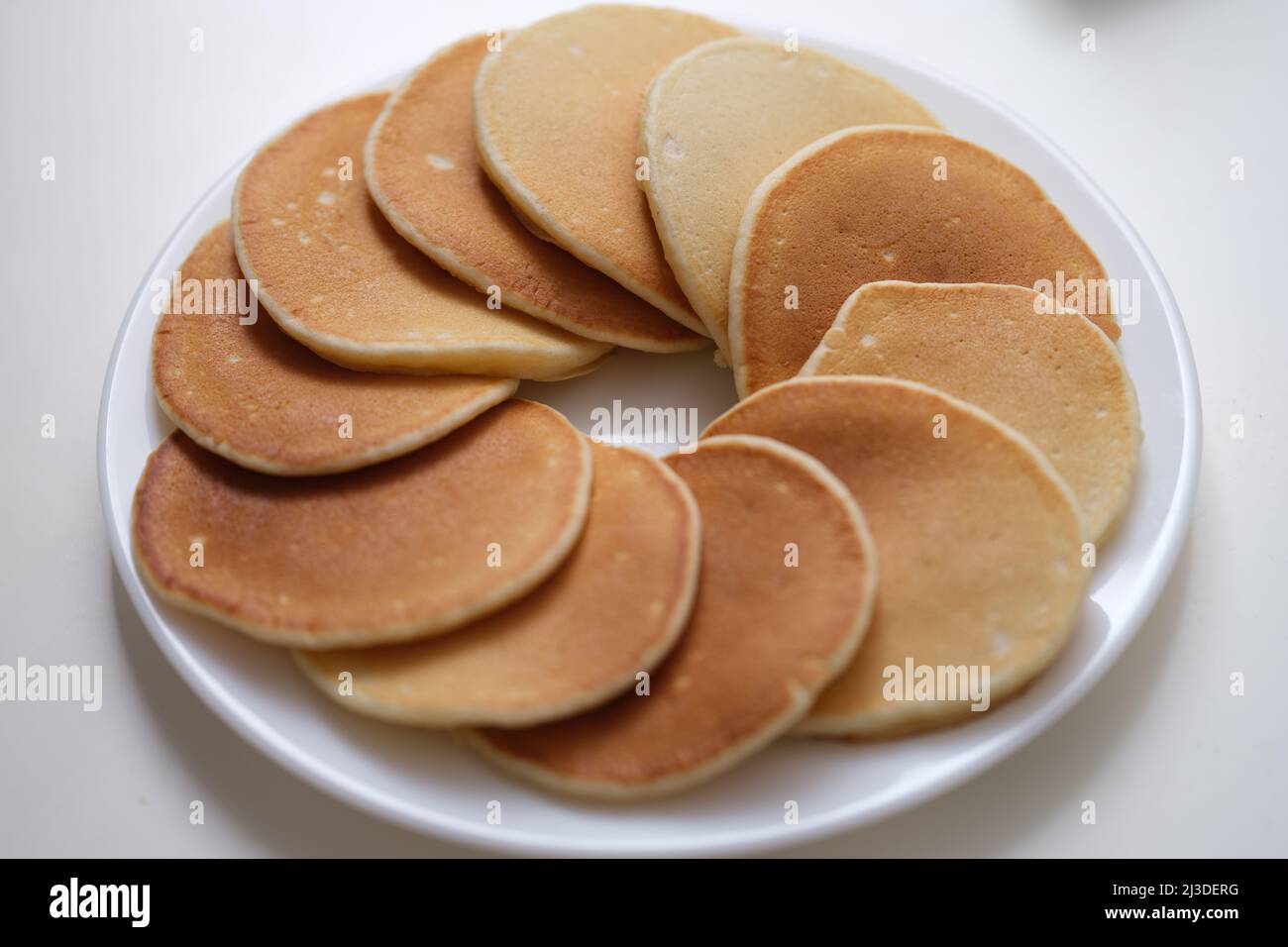 Flour sweet round fritters hi-res stock photography and images - Alamy