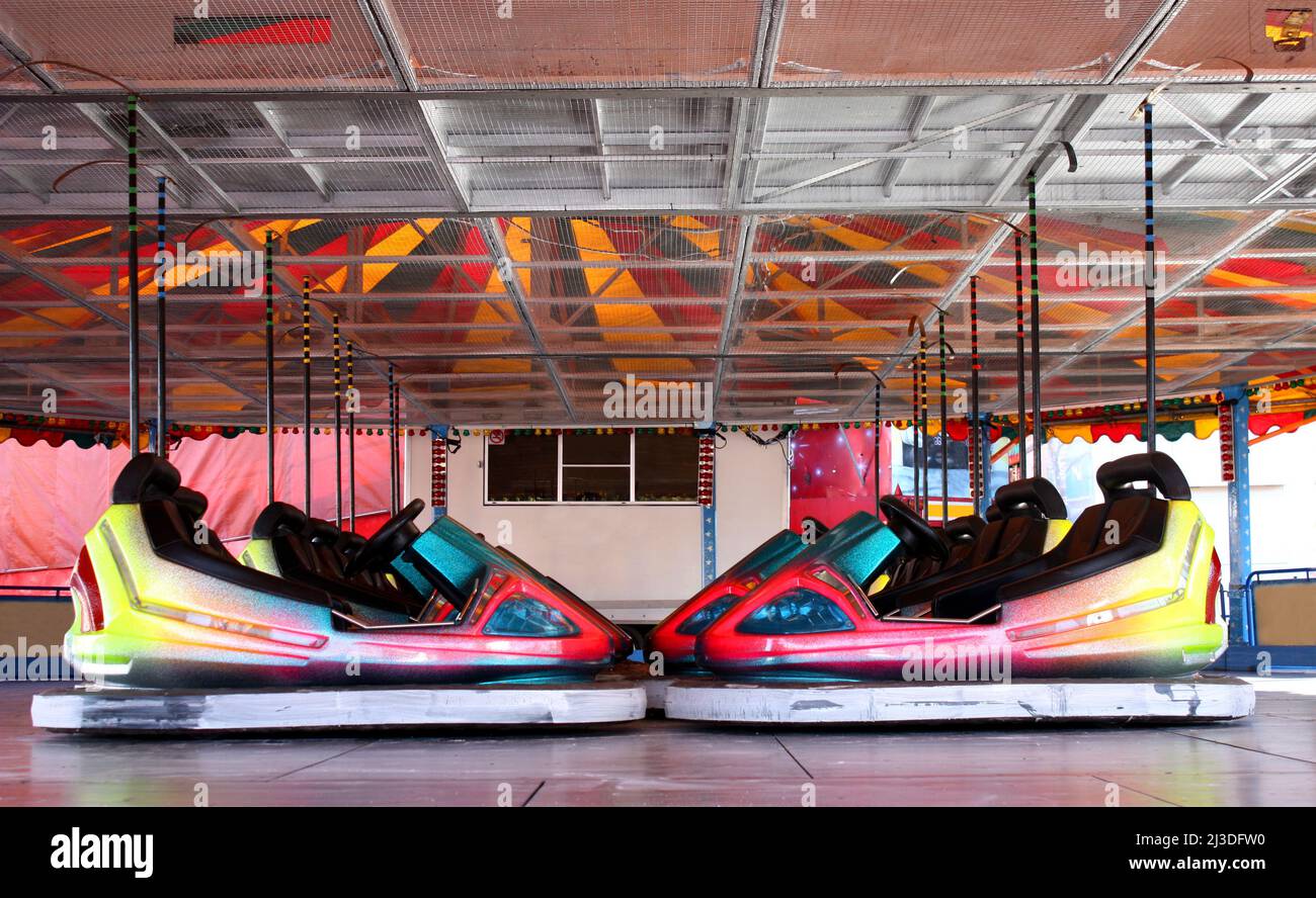 Dodgem people ride hi-res stock photography and images - Alamy