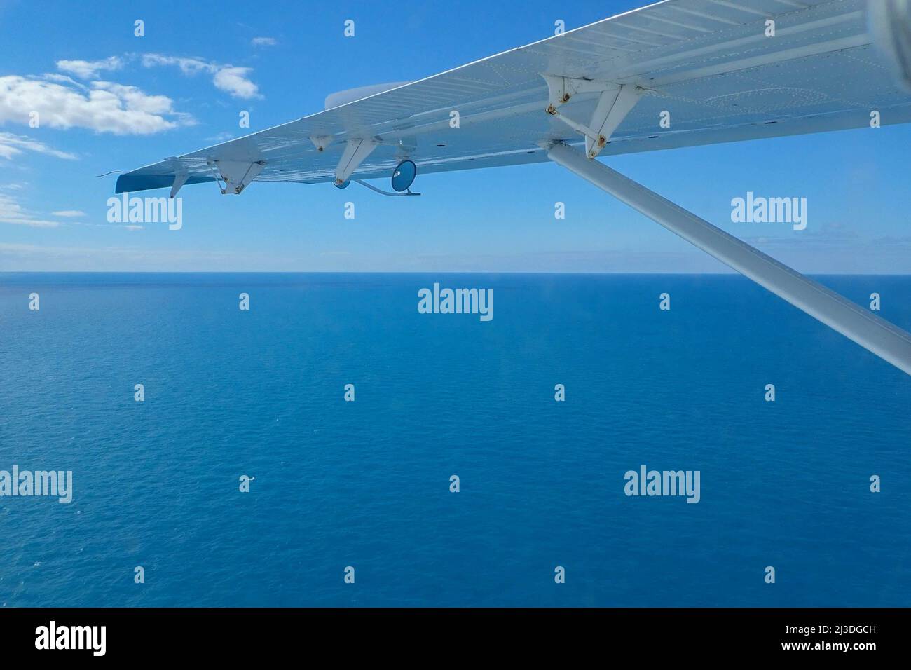 Aerial view from a seaplane above the Dry Tortugas National Park ...