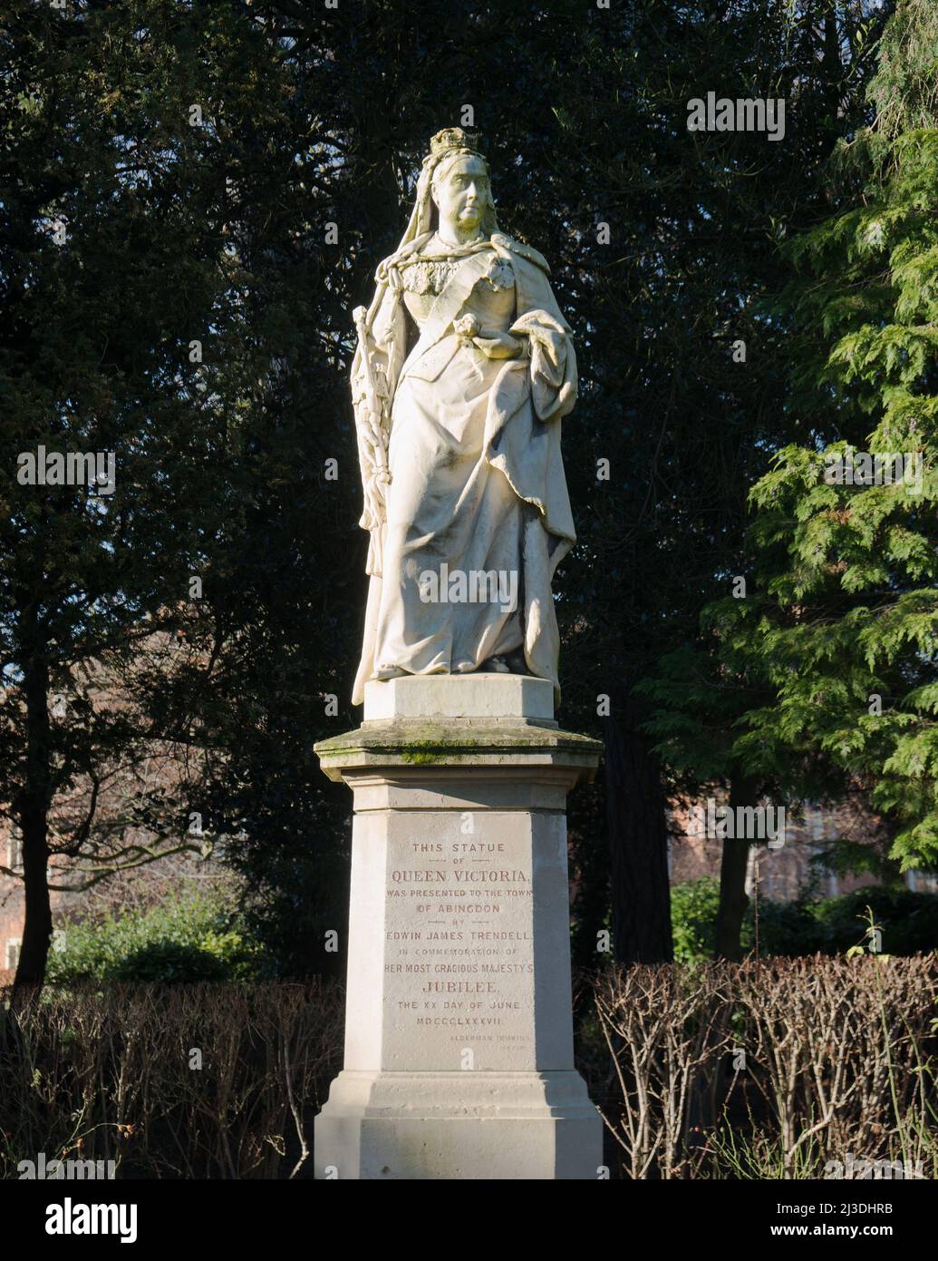 Marble statue of Queen Victoria,in Abbey Gardens, Abingdon -on -Thames ...