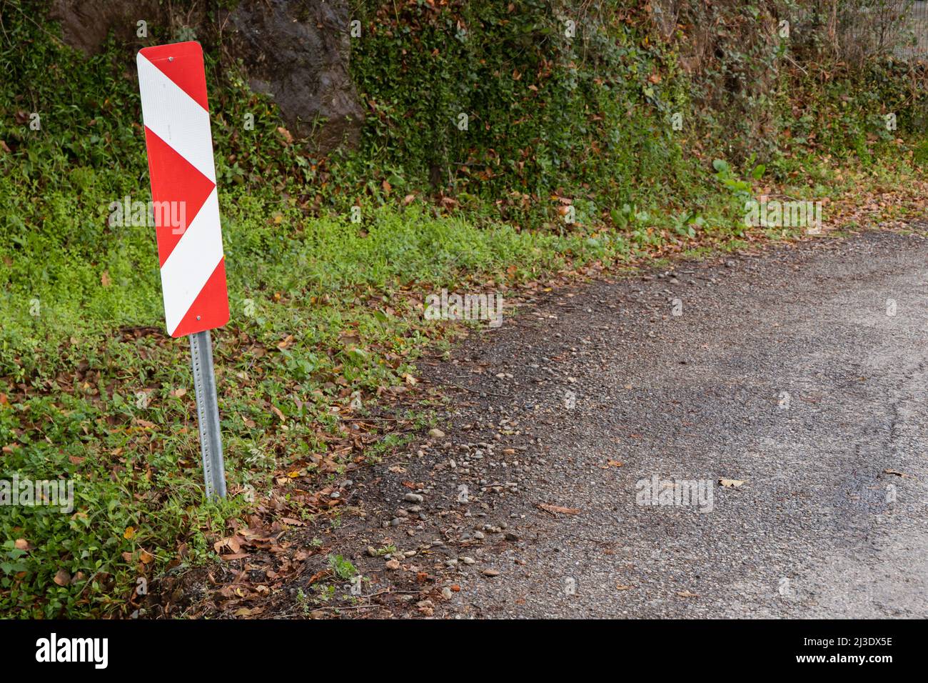 Pavement mounted direction sign hi-res stock photography and images - Alamy
