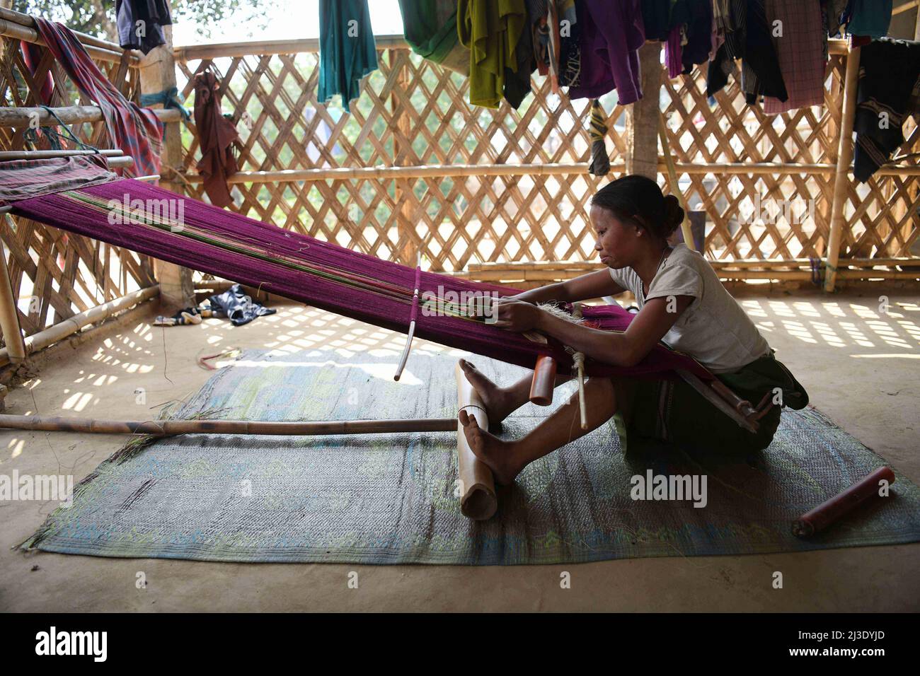 Handloom workers india hi-res stock photography and images - Alamy