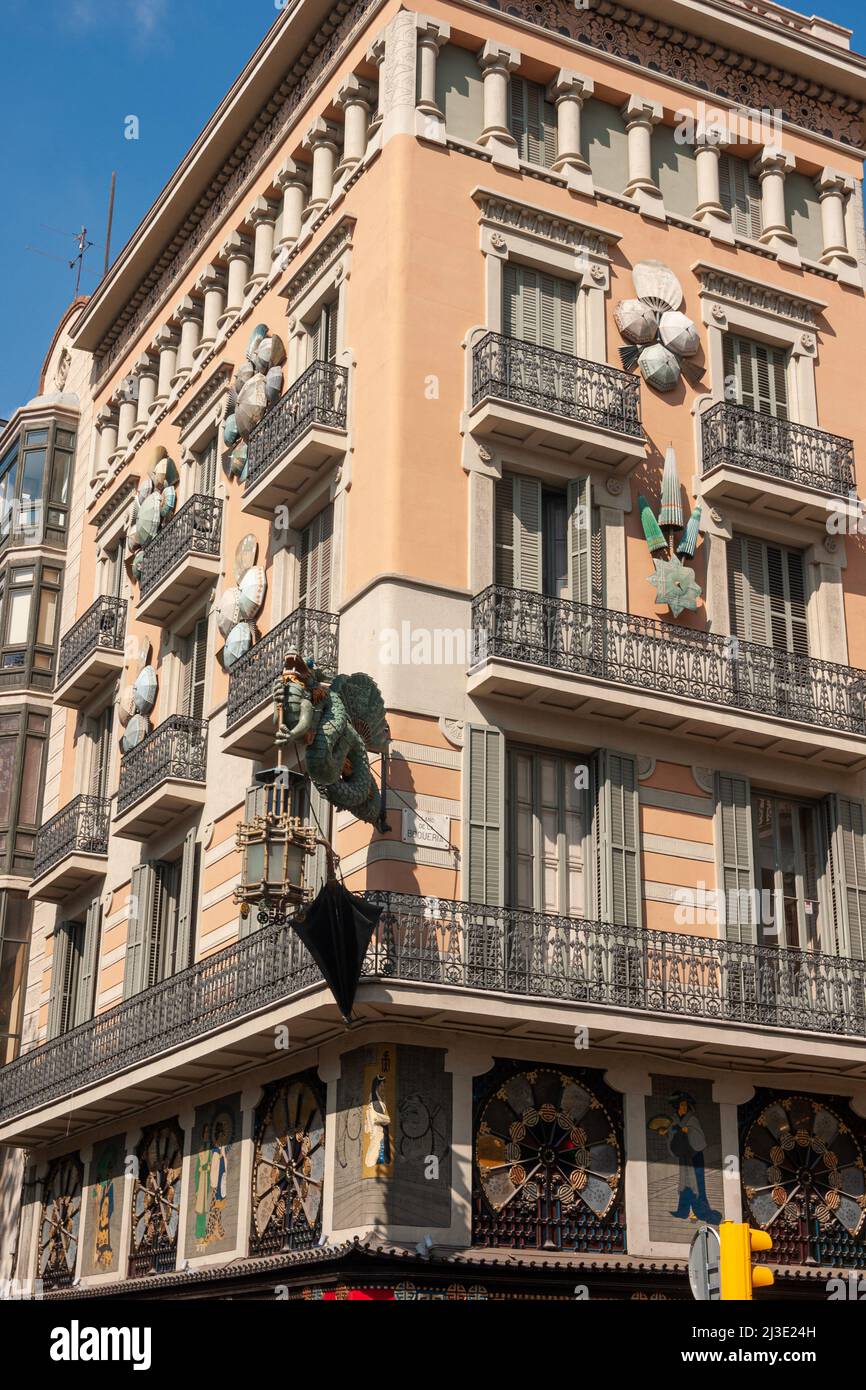 Casa Bruno Quadros La Rambla Catalunya Stock Photo - Alamy