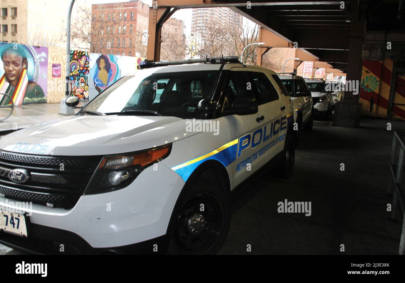 Harlem, USA. 7th Apr, 2022. (NEW) Police Patrol Command Center set up ...