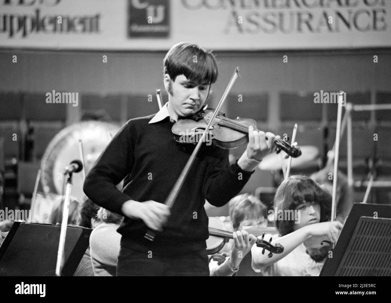 English violinist and violist Nigel Kennedy, aged 26, in rehearsal for ...