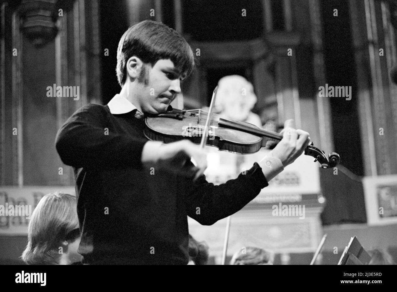 English violinist and violist Nigel Kennedy, aged 26, in rehearsal for ...