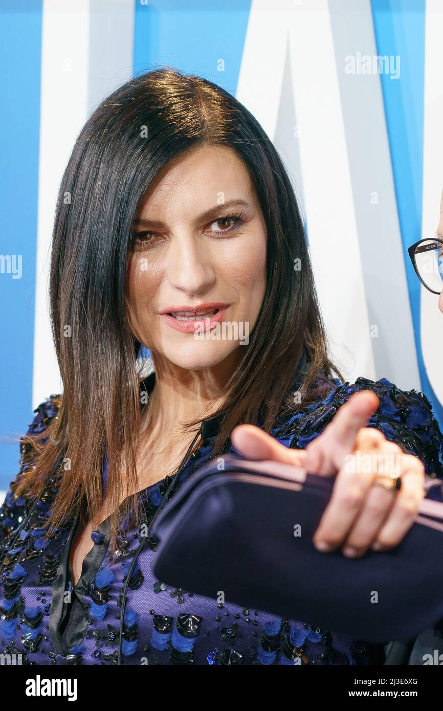Laura pausini images hi-res stock photography and images - Alamy