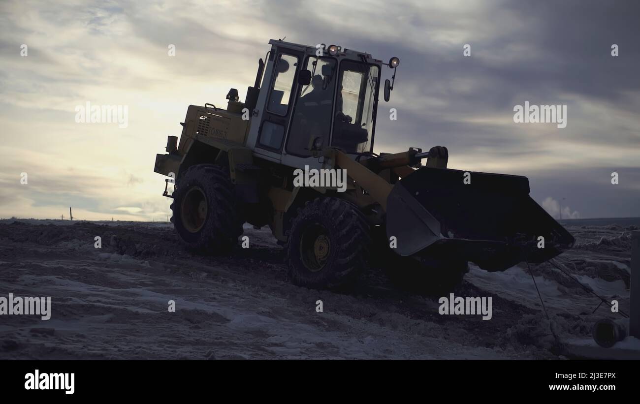 Tractor pulling boat on trailer hi-res stock photography and images - Alamy