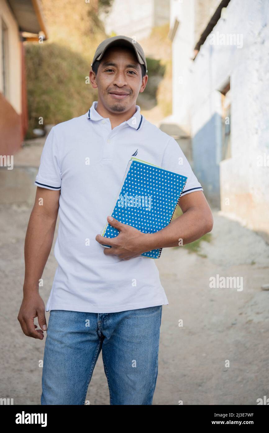 Traditional clothing in paraguay hi-res stock photography and images ...