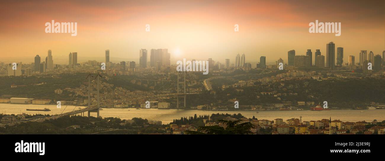 Panoramic photo of the city of Istanbul. Beautiful sunset with clouds ...