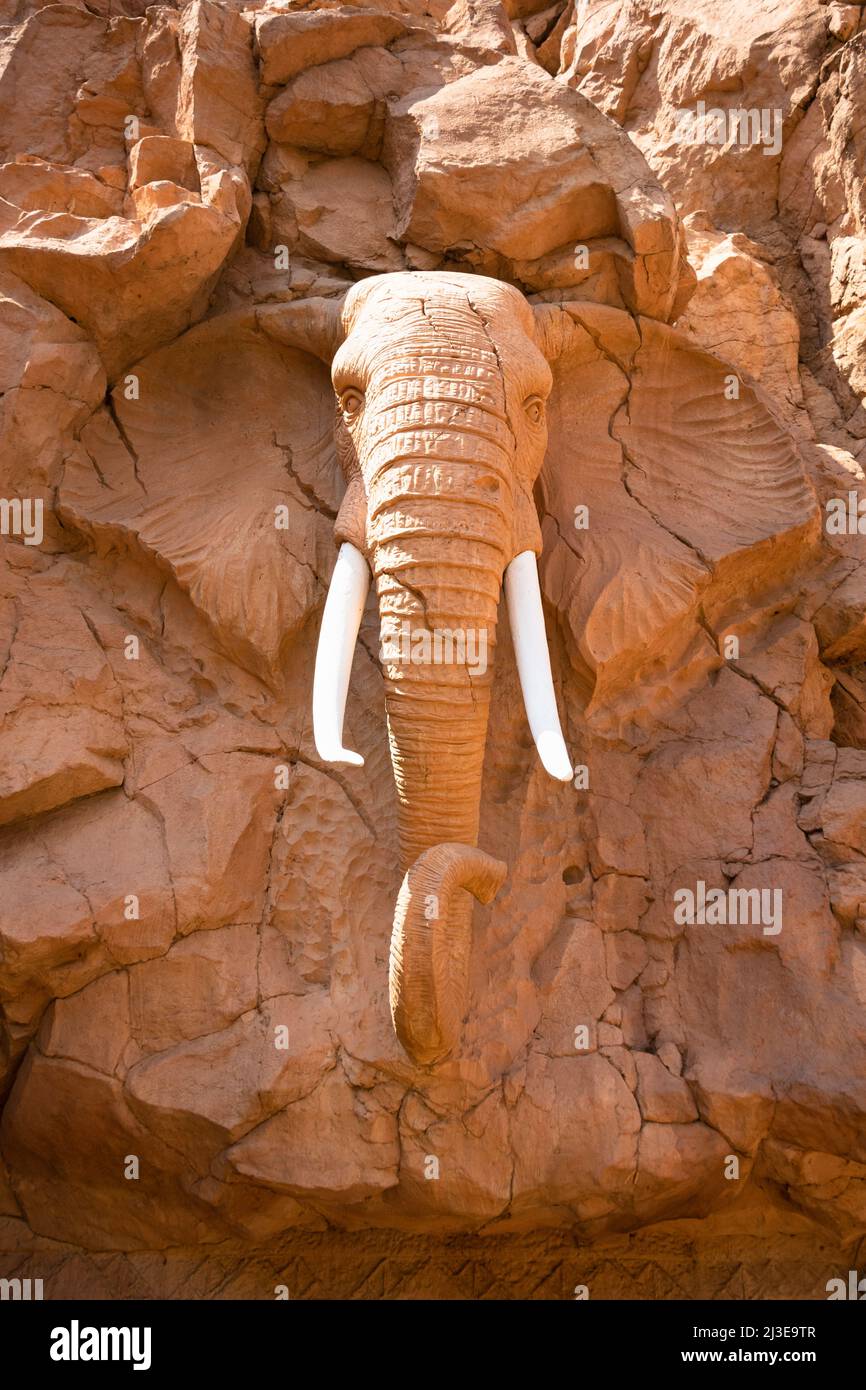 Artificial elephant hi-res stock photography and images - Alamy