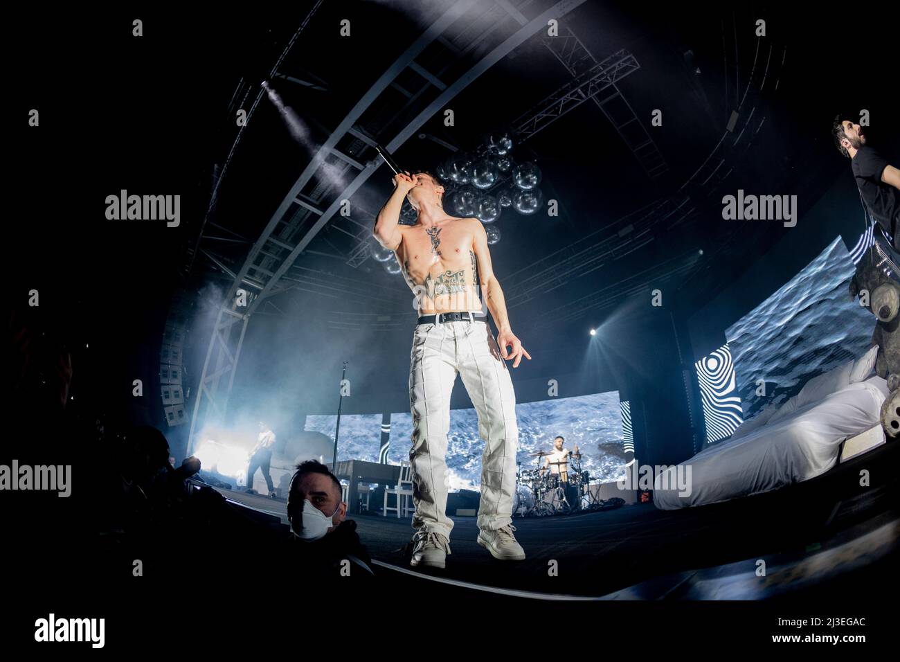 Blanco cantante blanco hi-res stock photography and images - Alamy
