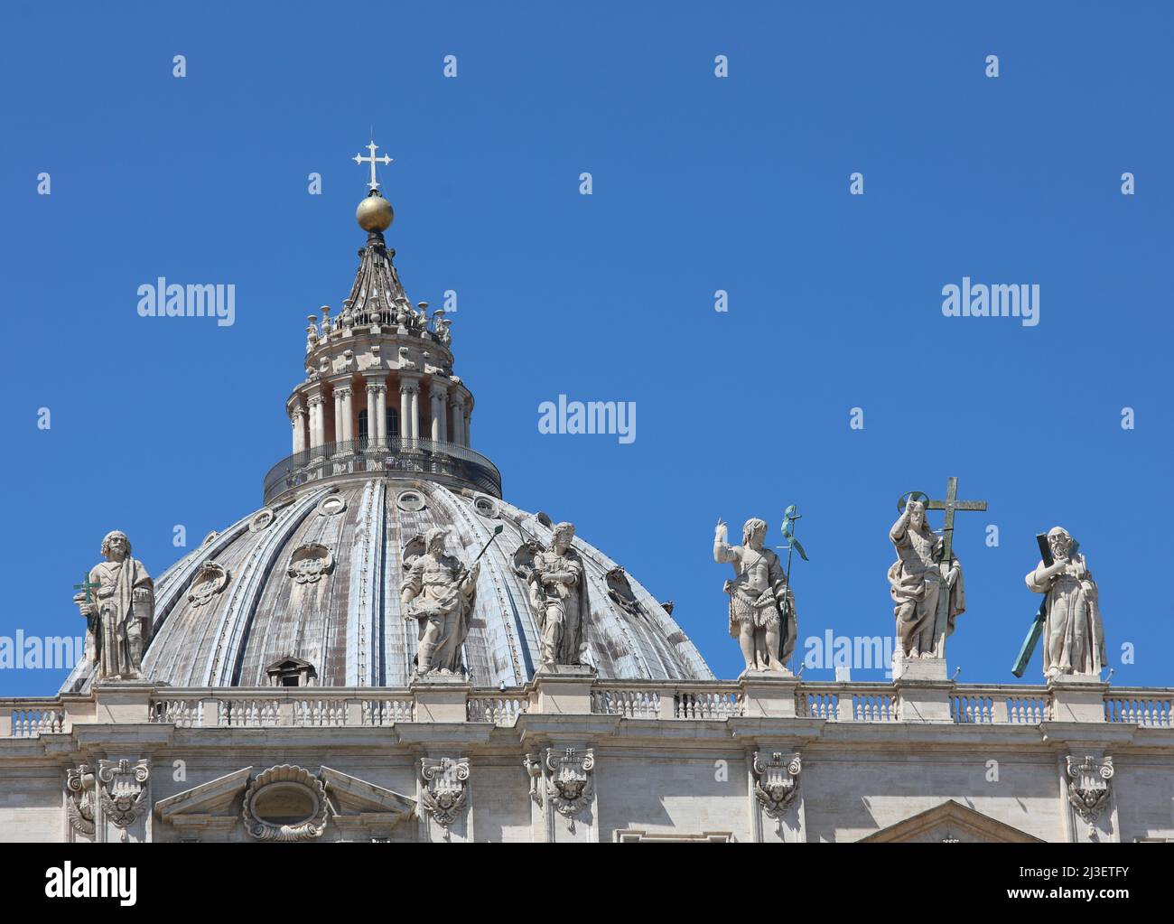 Statue of Resurrected Jesus and more statues on the facade of the ...