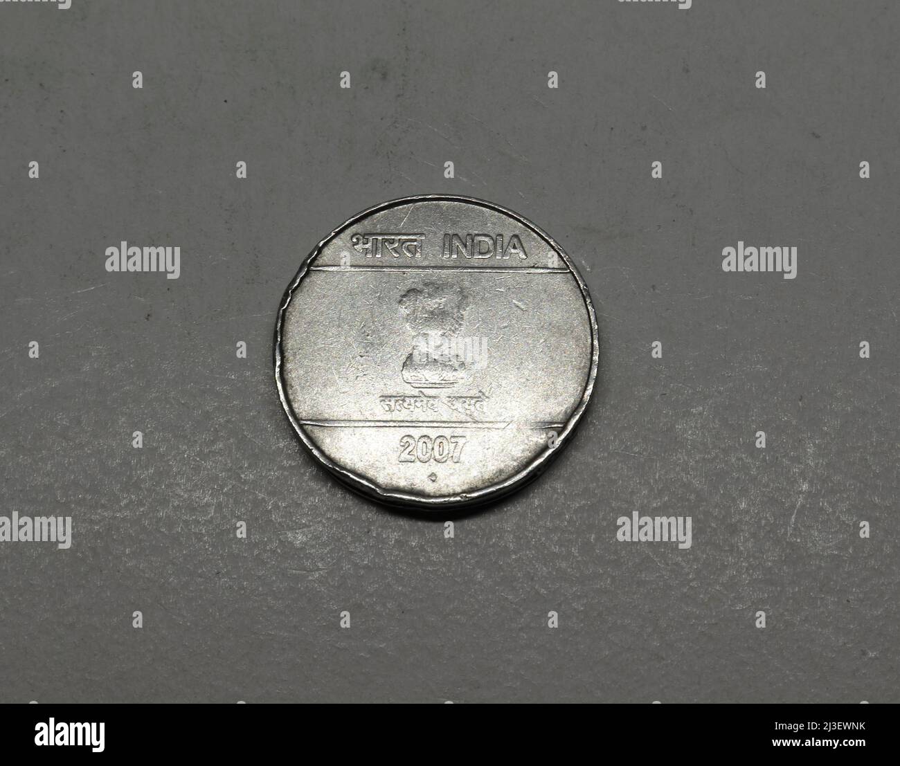 old five Rupees Coin, Indian Currency, Money, silver wave five rupees ...