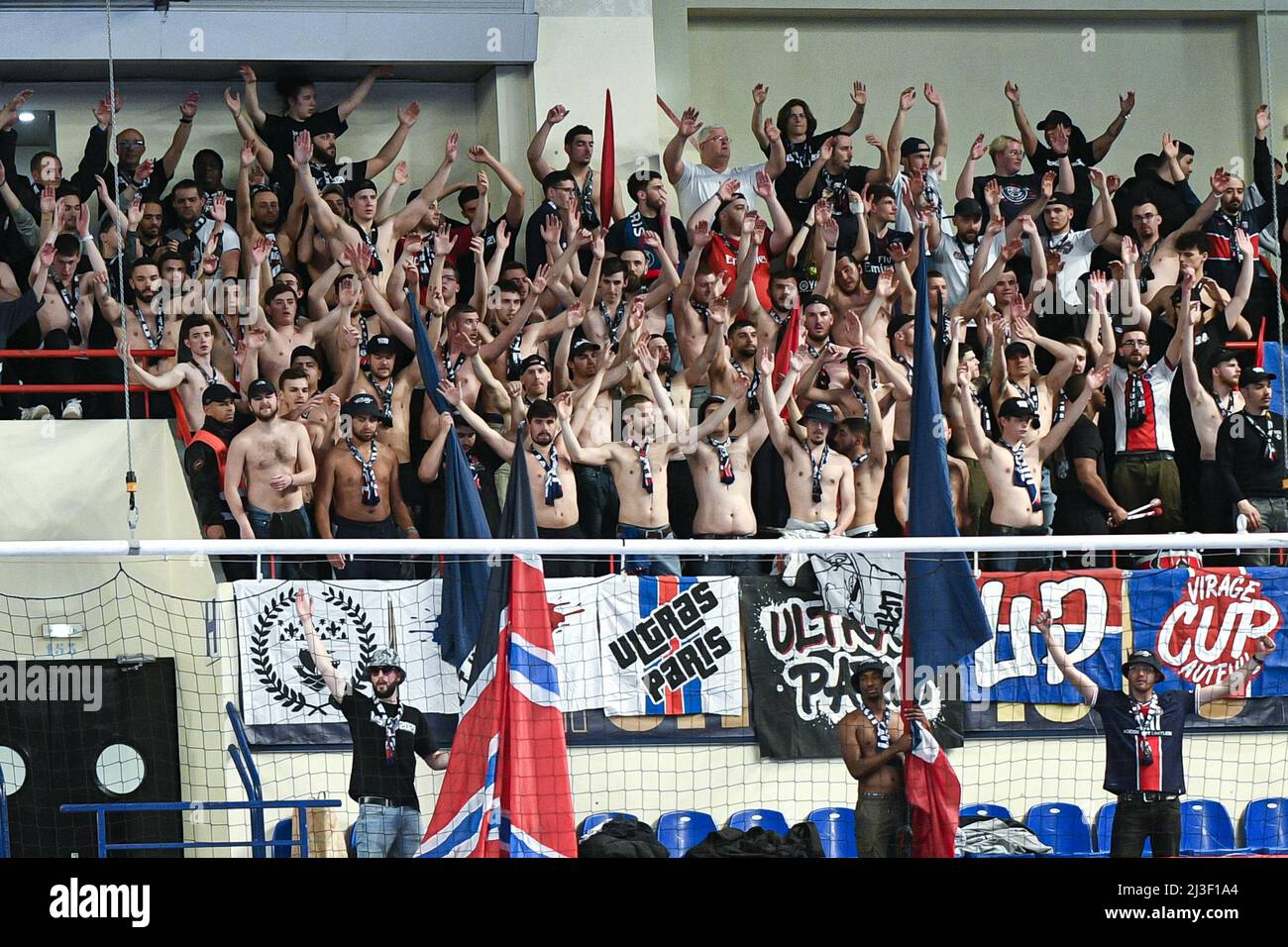 Paris ultras hi-res stock photography and images - Alamy