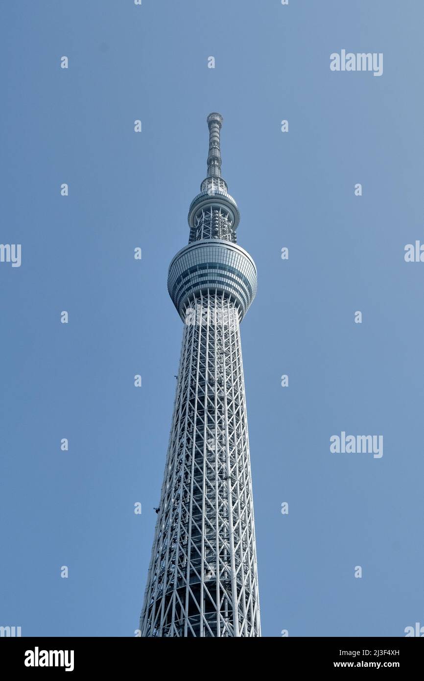 Tokyo Tower against a clear sky in Tokyo, Japan Stock Photo - Alamy