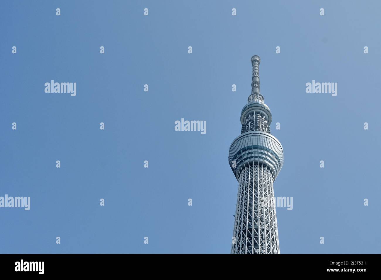 Tokyo Tower against a clear sky in Tokyo, Japan Stock Photo - Alamy