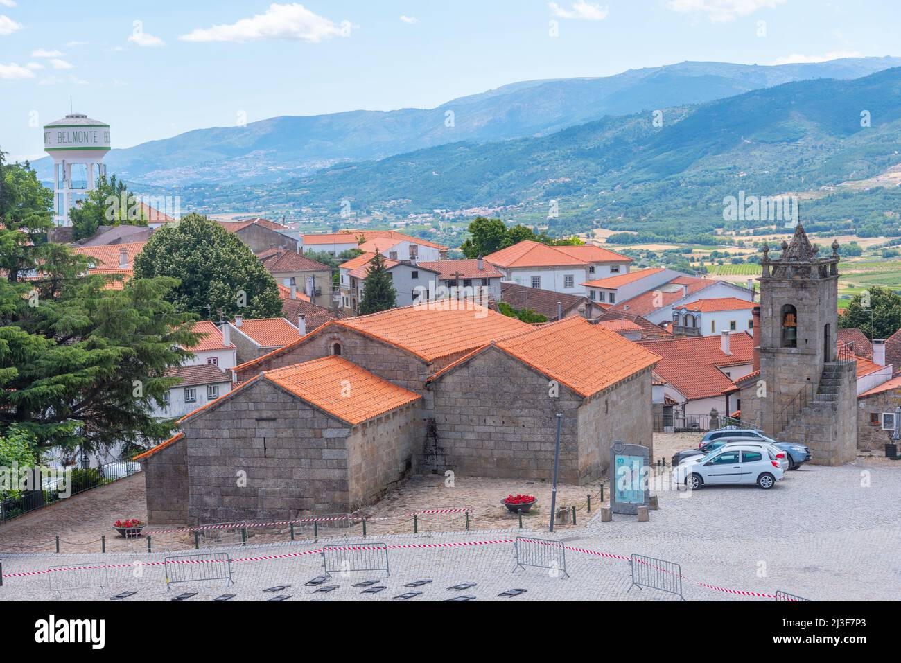 Church of Saint Tiago and Cabrais chapel in Belmonte, Portugal Stock ...