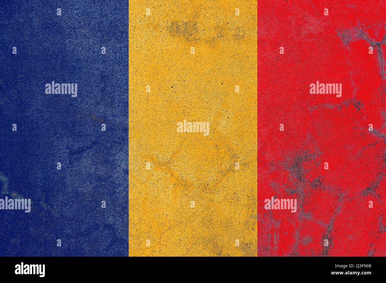 Rustic painted romania flag on an old abandoned concrete wall Stock ...