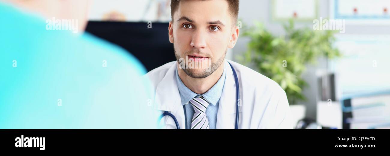 Medical practice meeting hi-res stock photography and images - Alamy