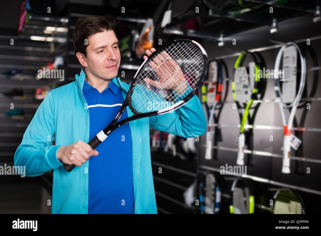 Tennis rocket hi-res stock photography and images - Alamy