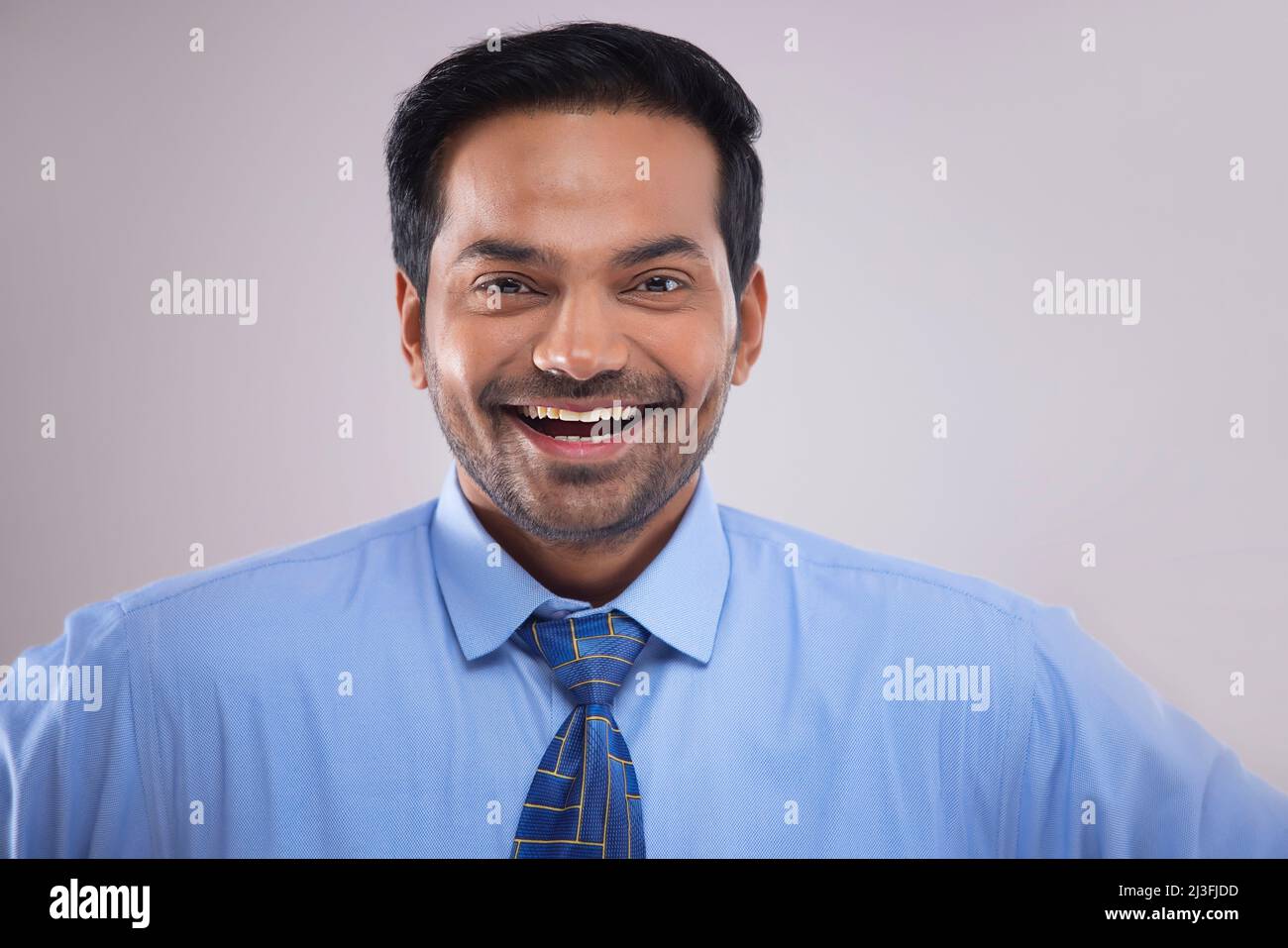 Businessman looking at the camera hi-res stock photography and images ...
