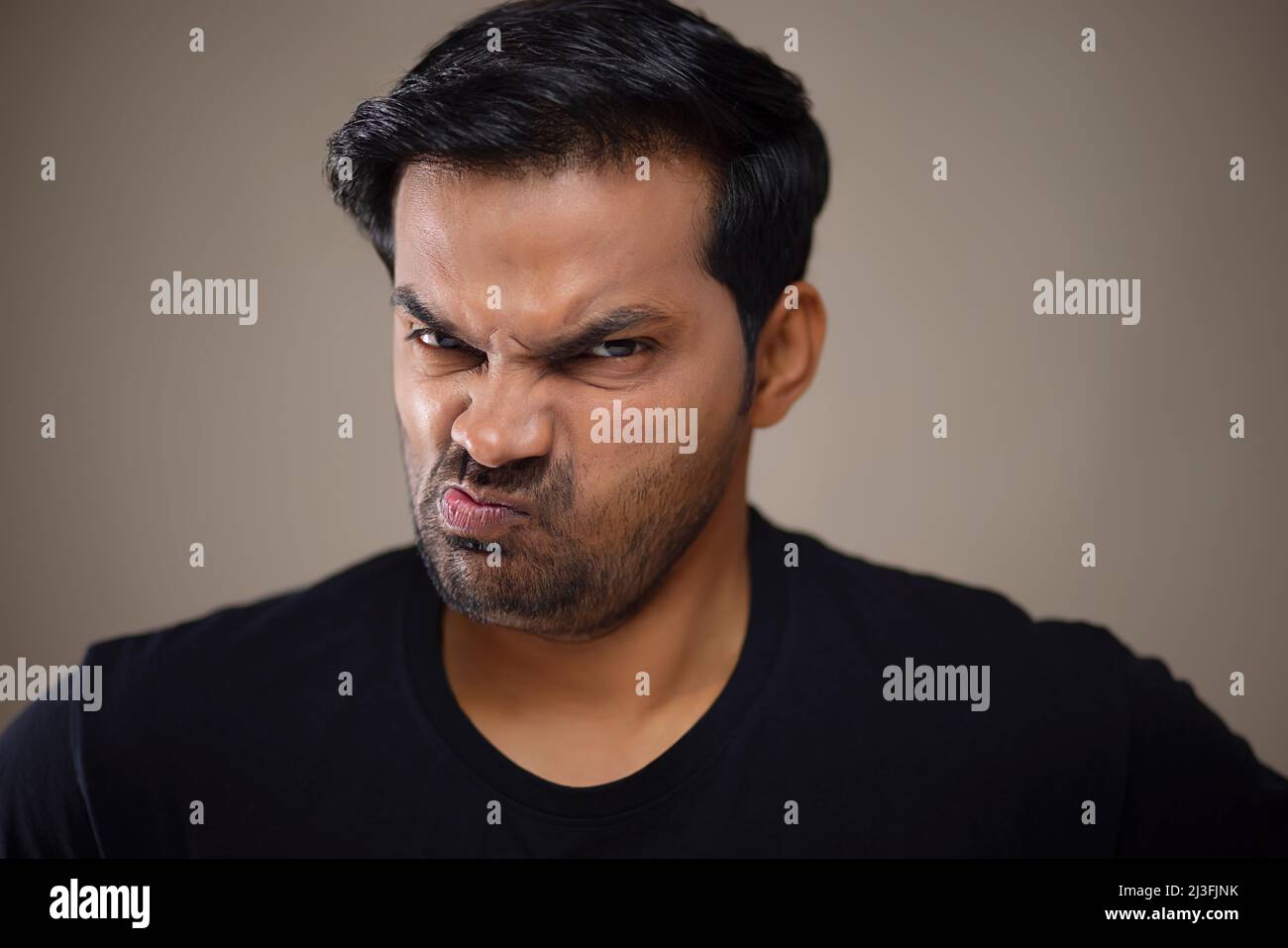 Angrily at the camera hi-res stock photography and images - Alamy