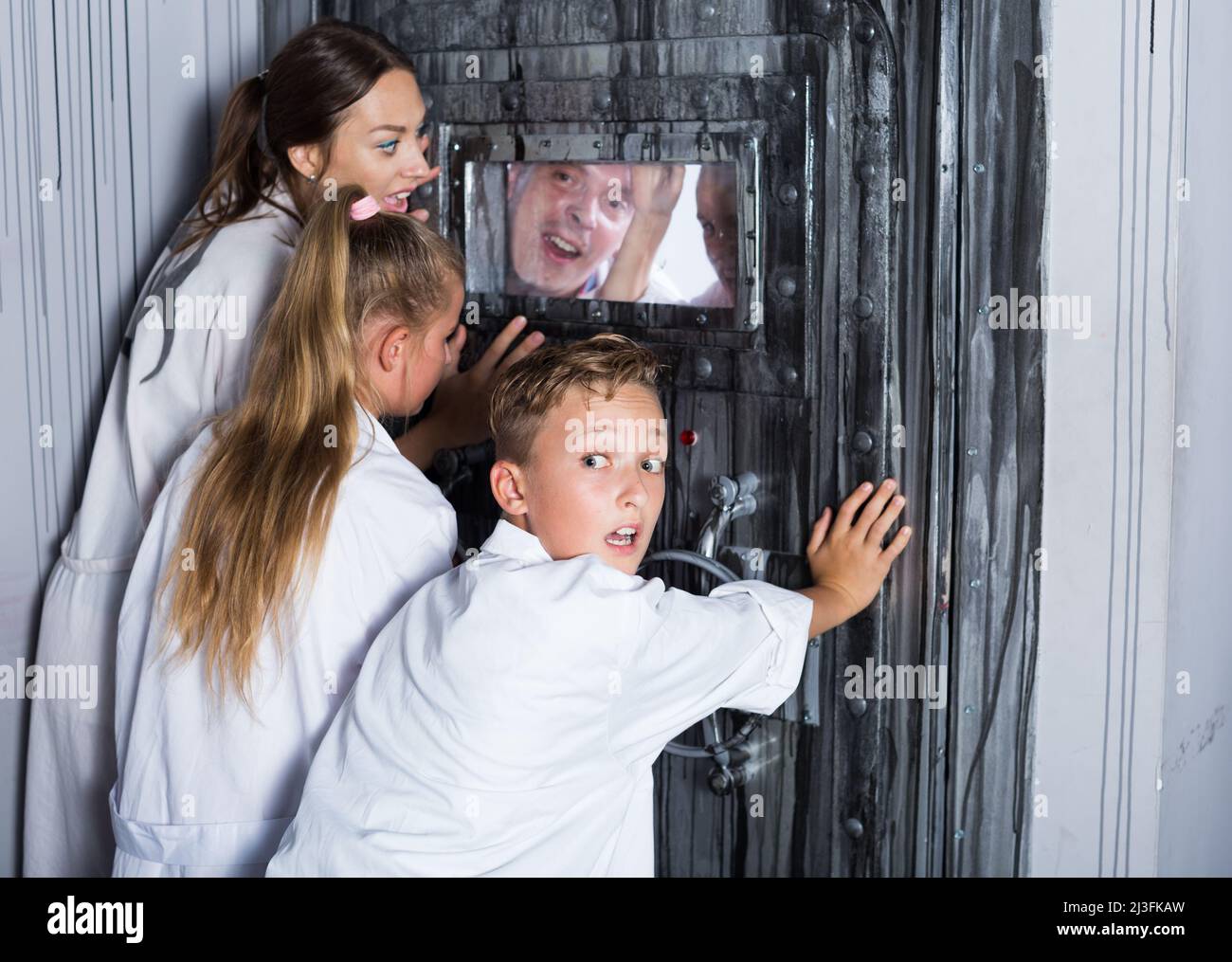 Woman locked out door hi-res stock photography and images - Alamy