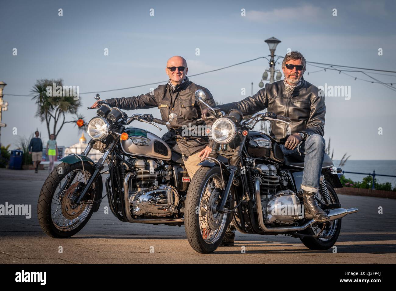 1960s retro look bikers hi-res stock photography and images - Alamy