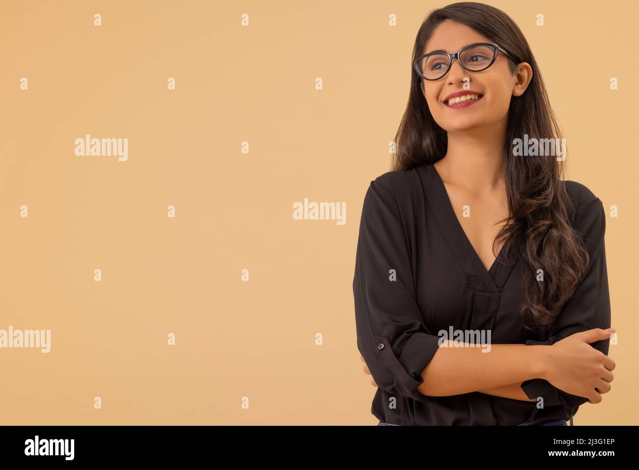 Woman looking elsewhere hi-res stock photography and images - Alamy