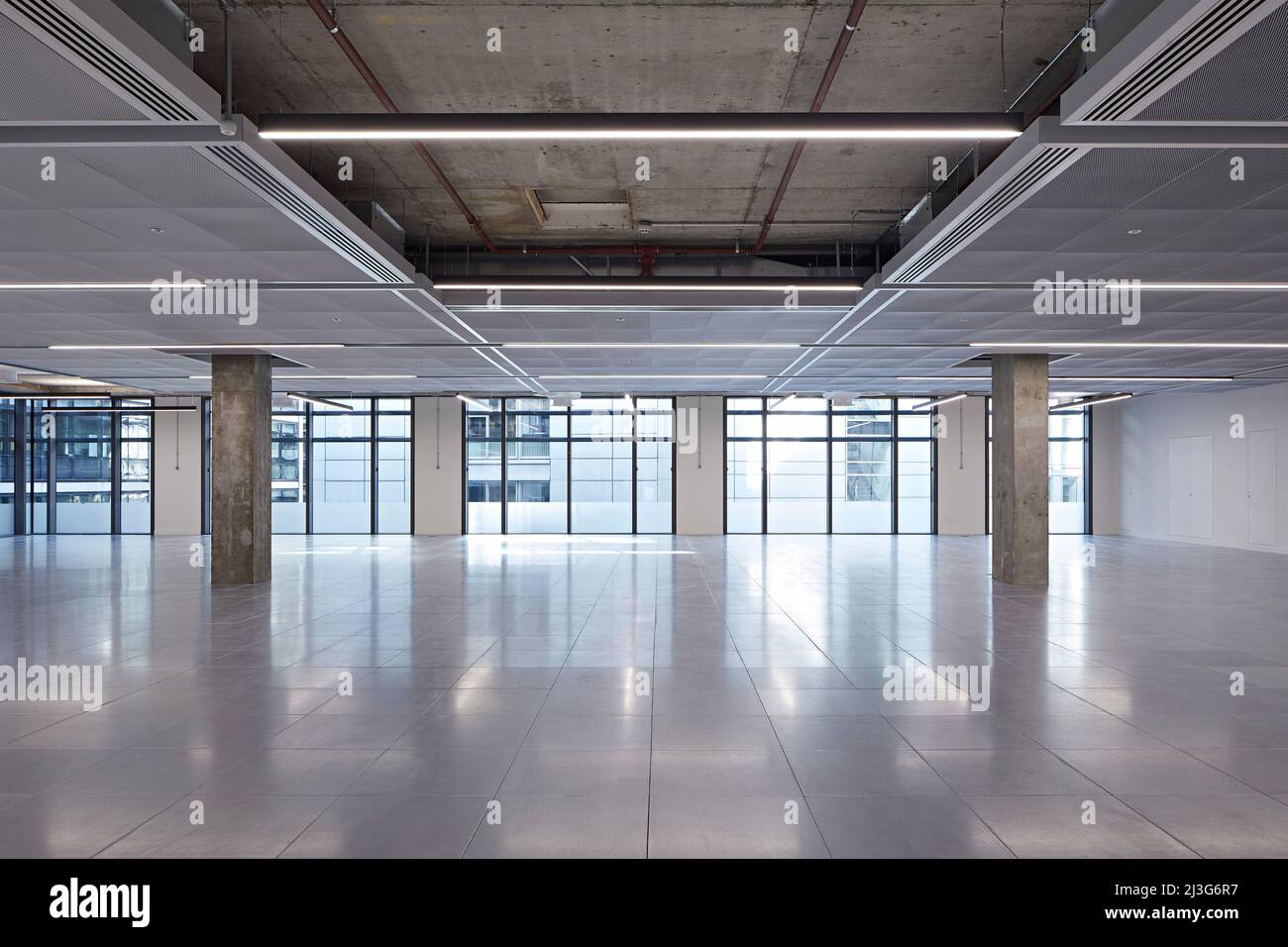 Cast iron bearing shoe hi-res stock photography and images - Alamy