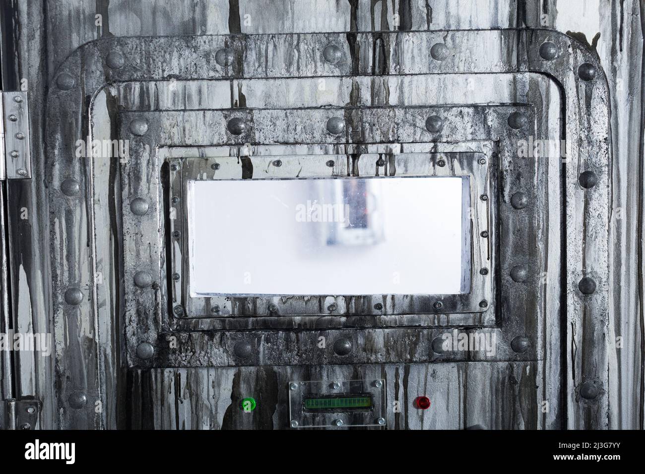 Image of closed door of laboratory Stock Photo - Alamy