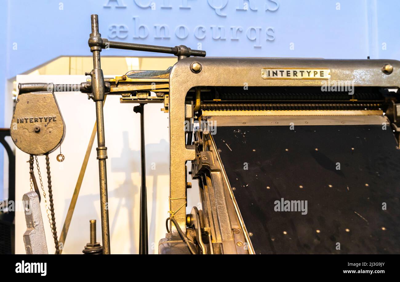 Typographic method hi-res stock photography and images - Alamy