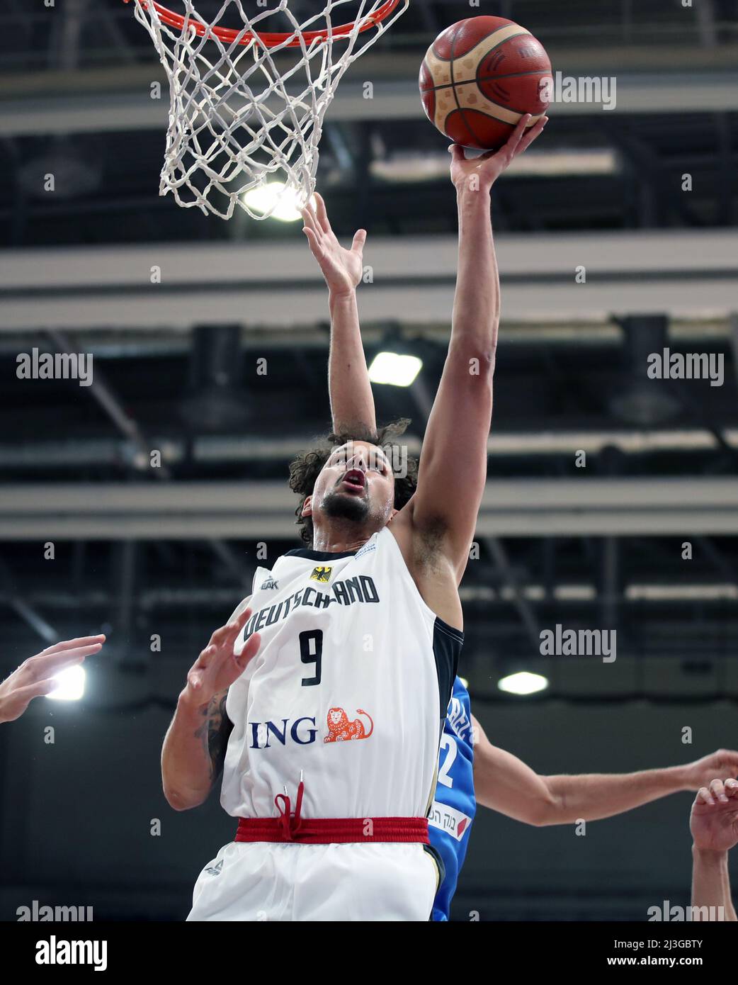 Michael Kessens #9 von Deutschland Germany vs Israel Basketball World ...