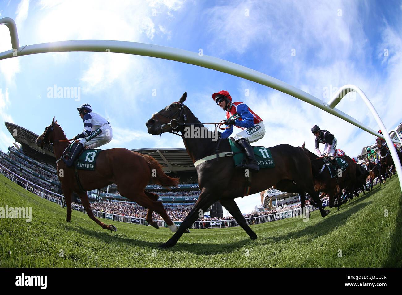 Aintree grand national runners 2022 hi-res stock photography and images ...