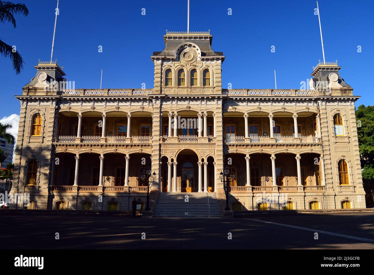 Queen Liliuokalani Palace Inside