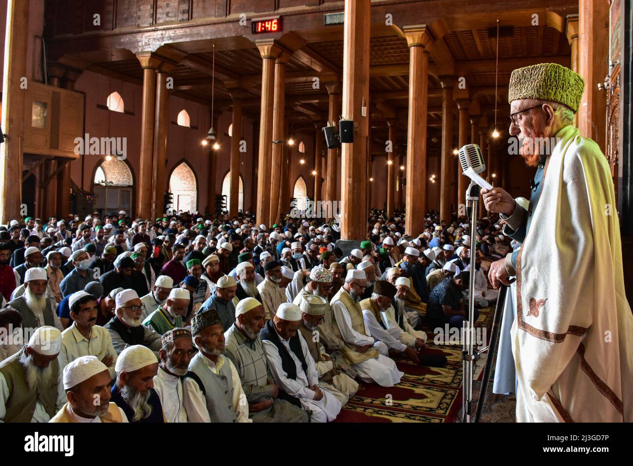 A Kashmiri Muslim cleric delivers his sermon inside the Grand Mosque ...